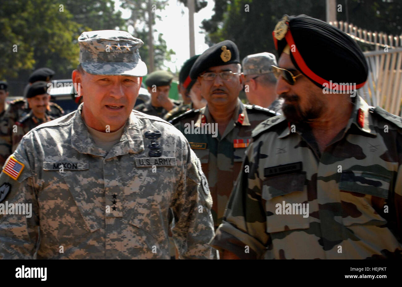 USARIEM Flickr - The U.S. Army - Lt. Gen. Benjamin R. Mixon in India ...