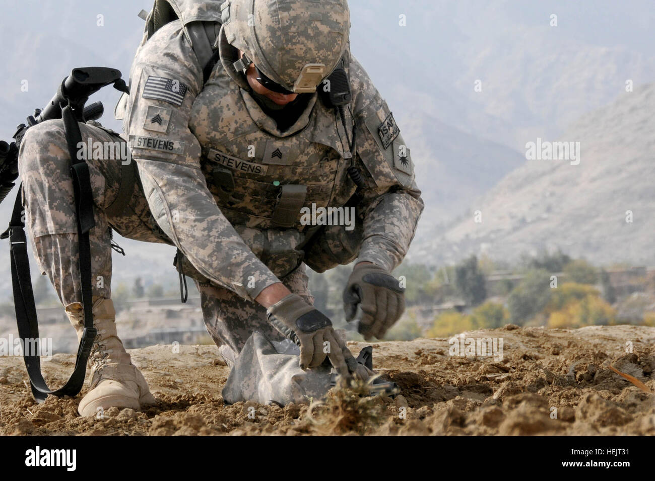 U.S. Army Sgt. Jason Stevens, California Army National Guard?s 40th ...