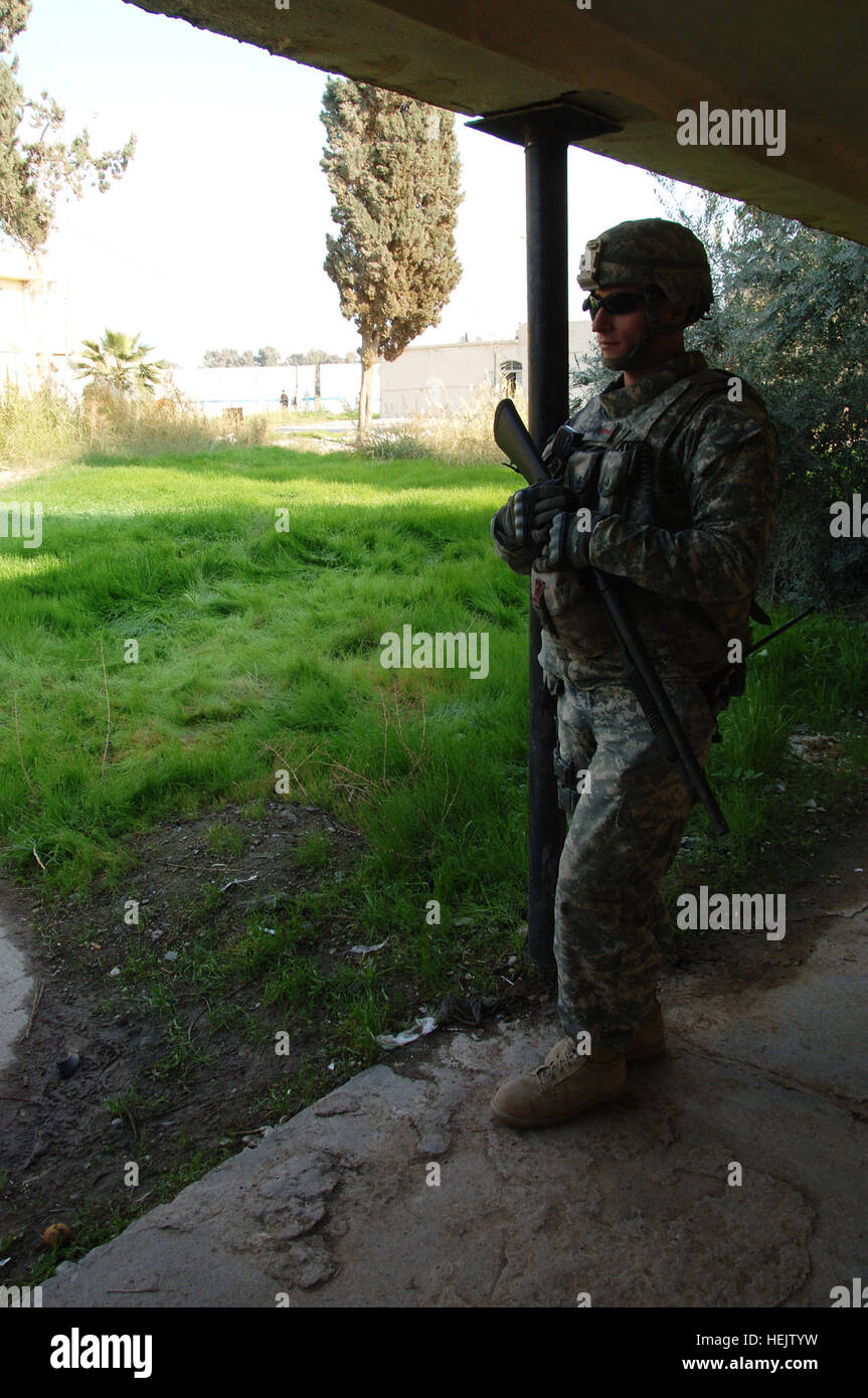 A U.S. Army Sgt., assigned to the 114th Military Police Company, 112th ...