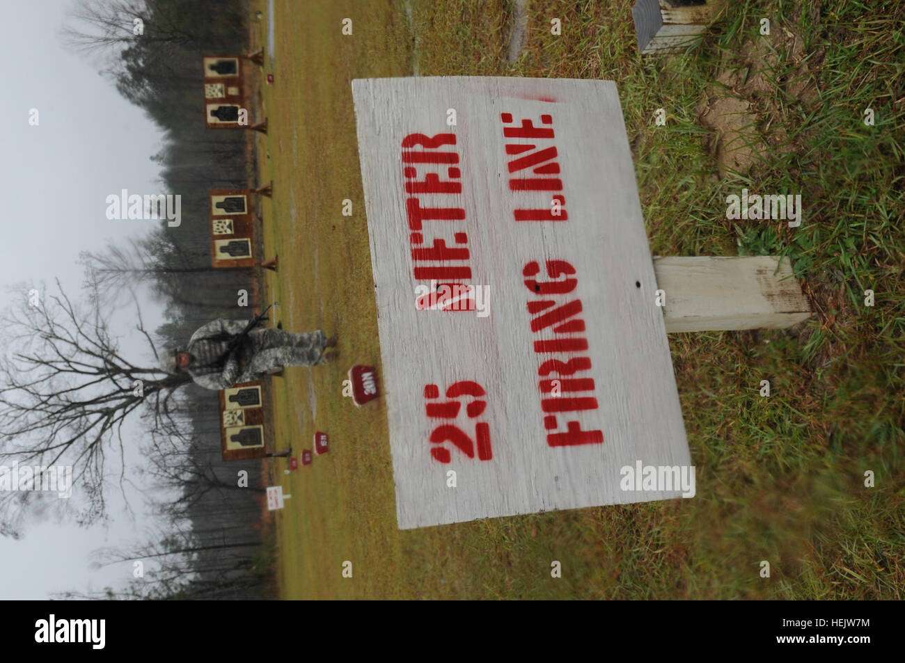 Soldiers from the 814th Military Police Company practice Short Range ...