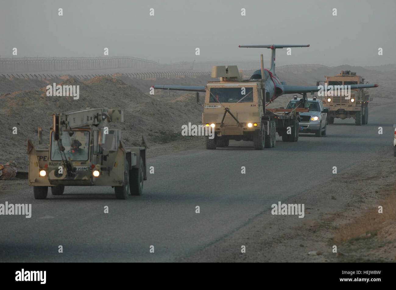 Soldiers of Company B, 209th Aviation Support Battalion, 25th Combat ...