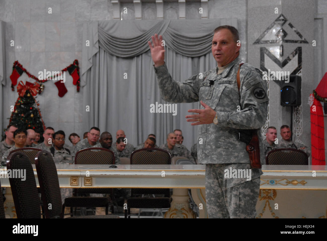 Lt. Gen. Jack C. Stultz, the commanding general of U.S. Army Reserve ...