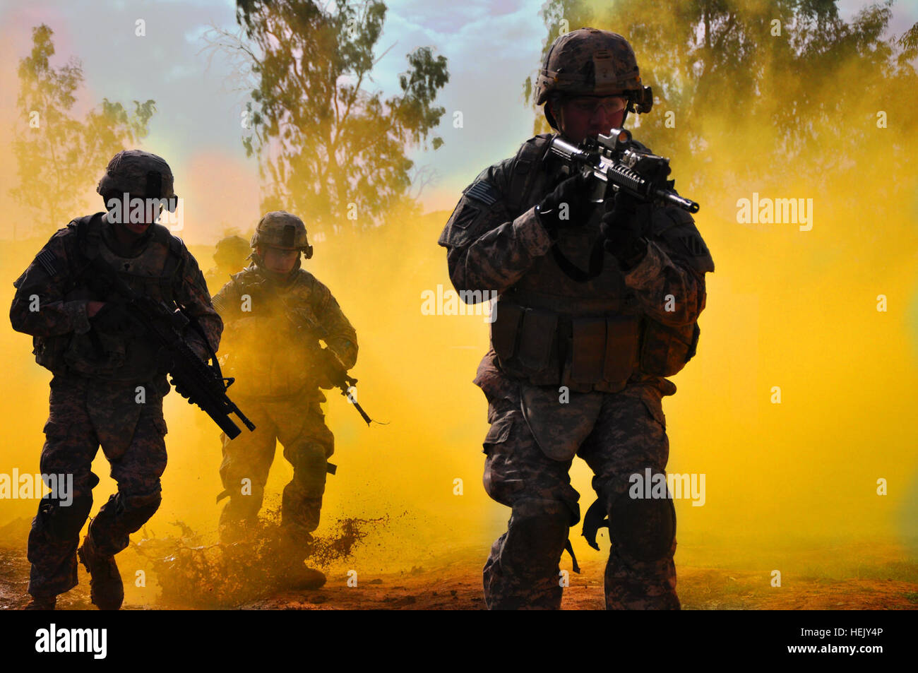 Soldiers from 2nd Heavy Brigade Combat Team, 3rd Infantry Division ...