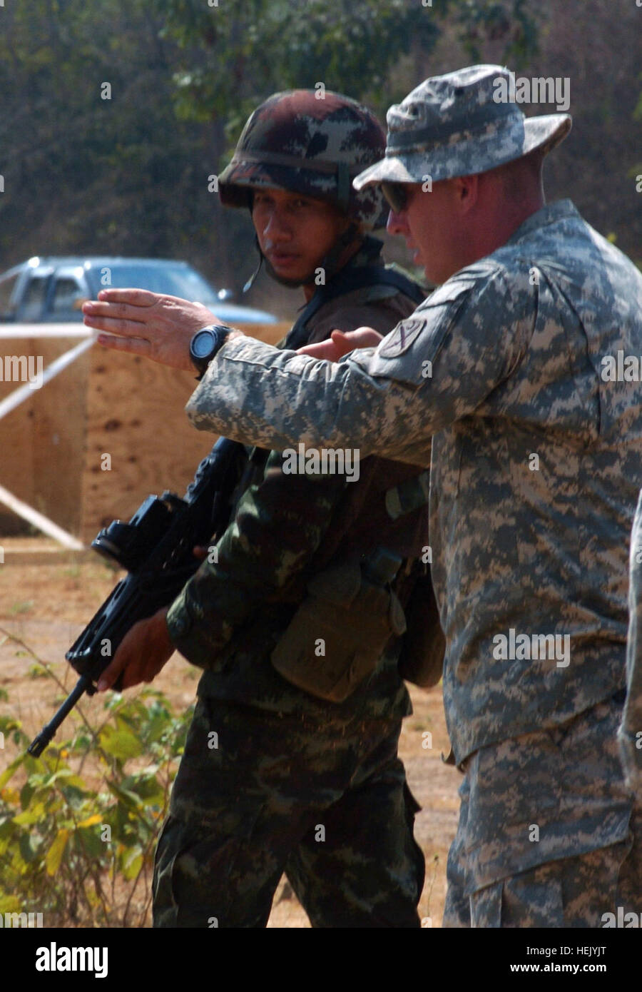 A South Carolina National Guard soldier provides individual instruction ...