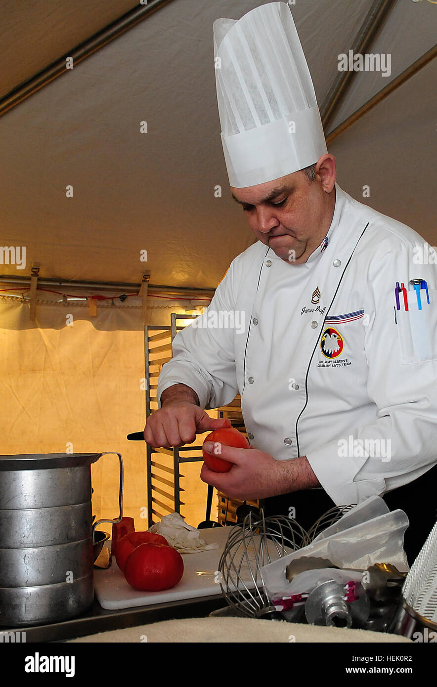Tomato army hi-res stock photography and images - Alamy