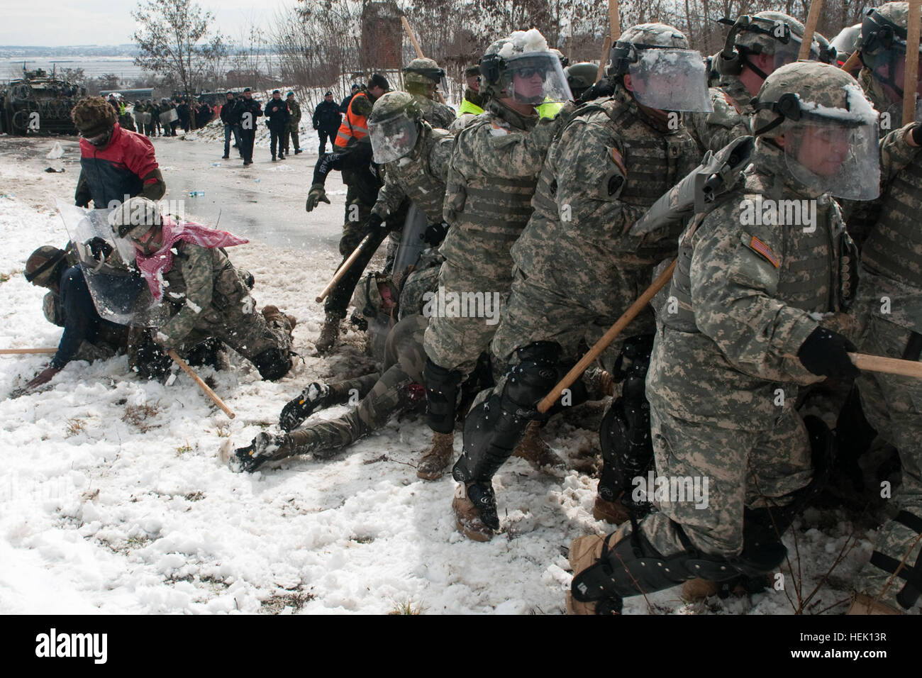 Flickr - The U.S. Army - U.S. KFOR gets familiar with multi-national ...