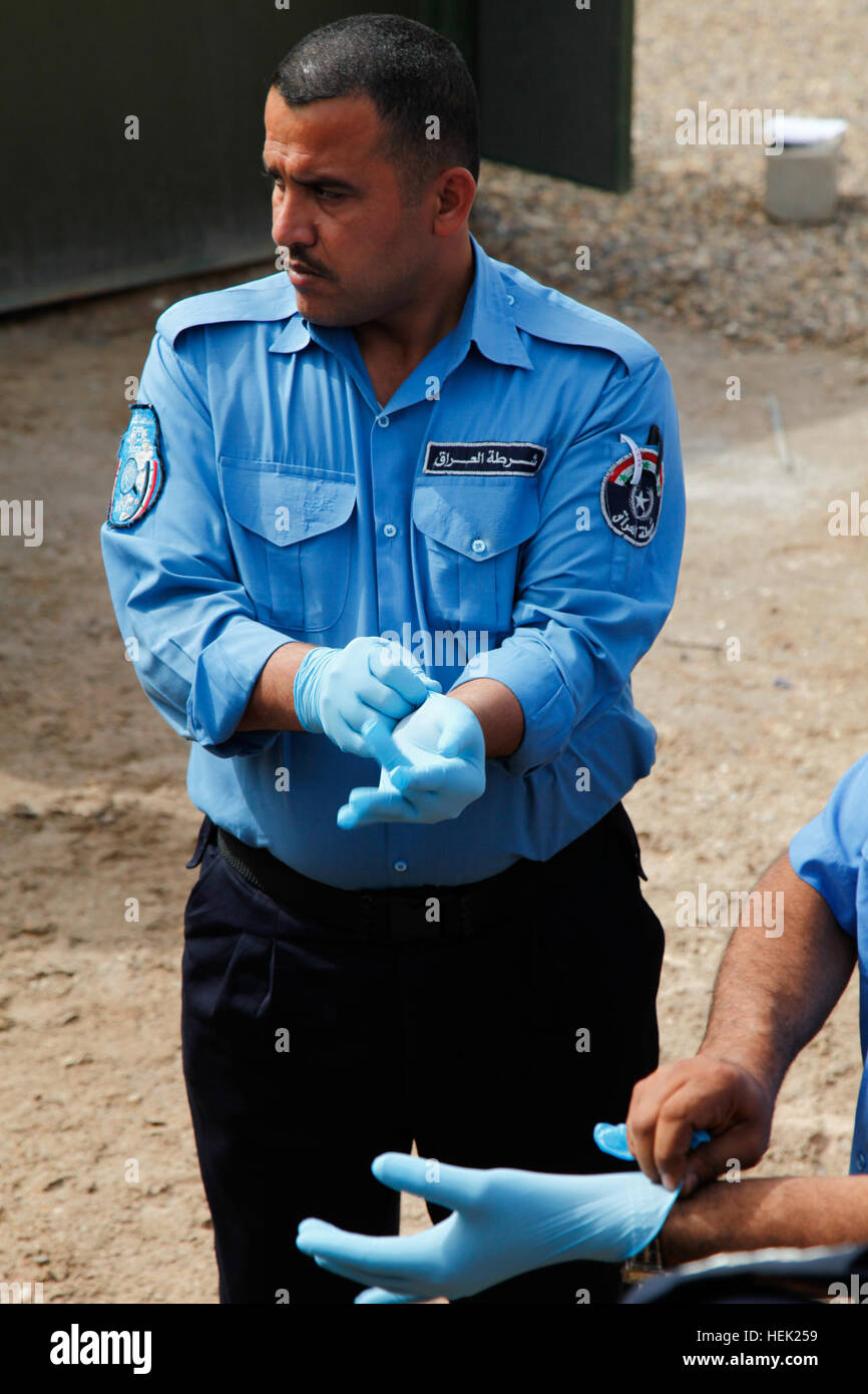 Iraqi police officer from hi-res stock photography and images - Alamy