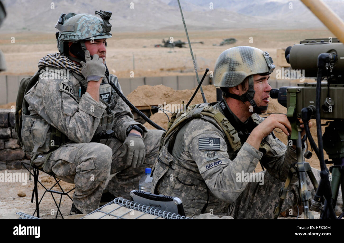 U.S. Air Force Tech Sgt. Luke Smith (left), Tactical Air Command and ...