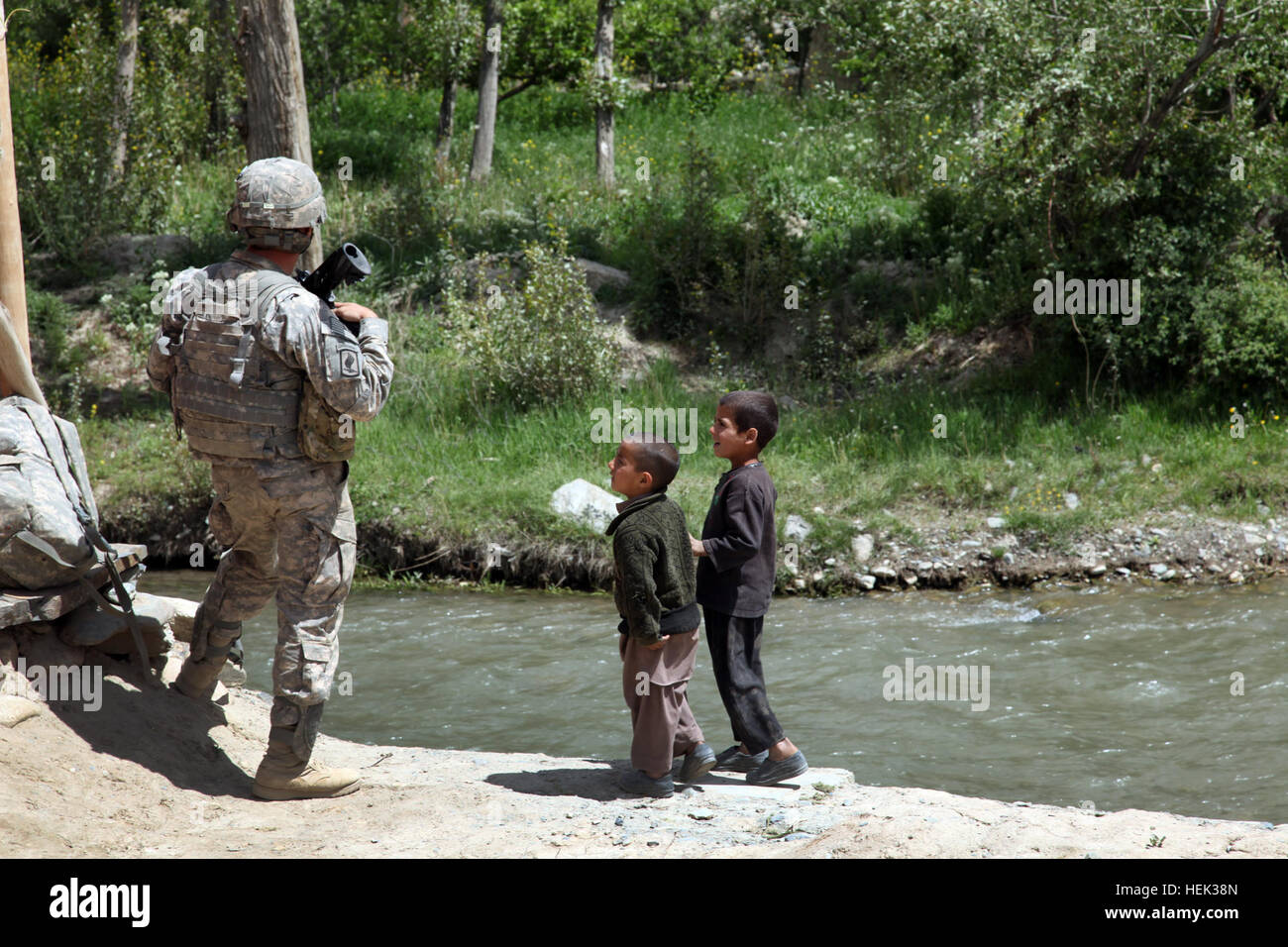 A U.S. Army soldier from 3rd Platoon, Charlie Company, 1-503rd Infantry ...