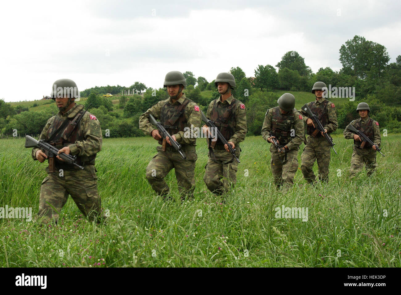 Turkish KFOR soldiers demonstrate quick reaction skills Stock Photo - Alamy