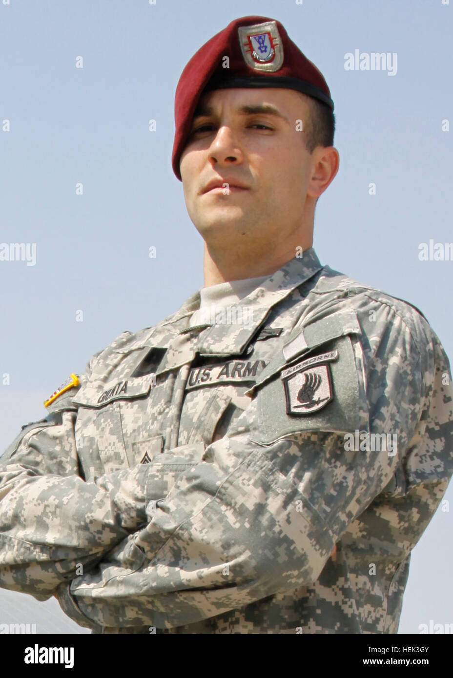 ` Sal Giunta Sky Soldiers-crop Stock Photo - Alamy