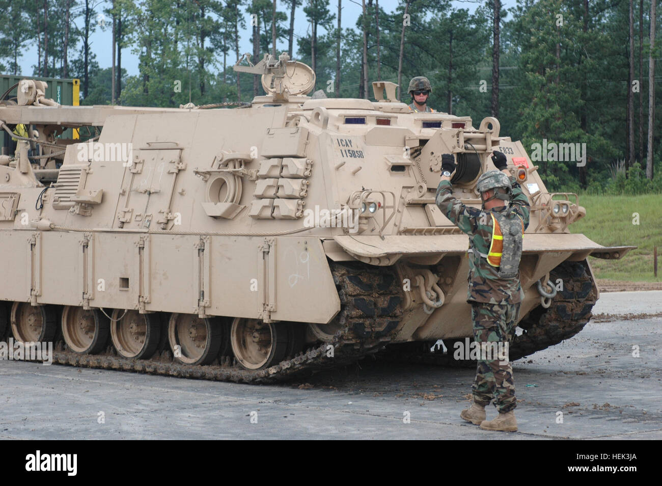 M88 Track Recovery Vehicle Stock Photo - Alamy