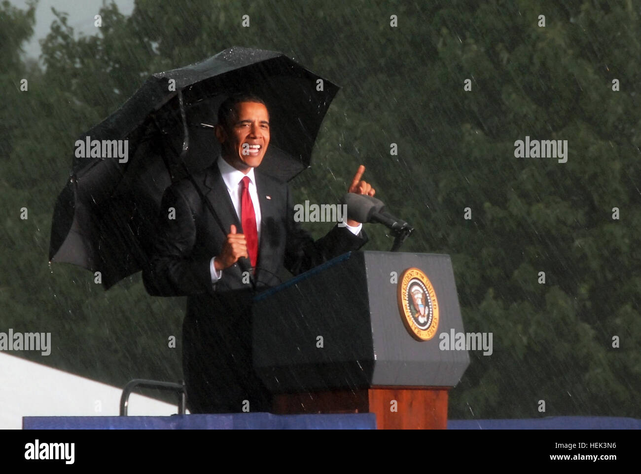 Abraham lincoln cut on hi-res stock photography and images - Alamy