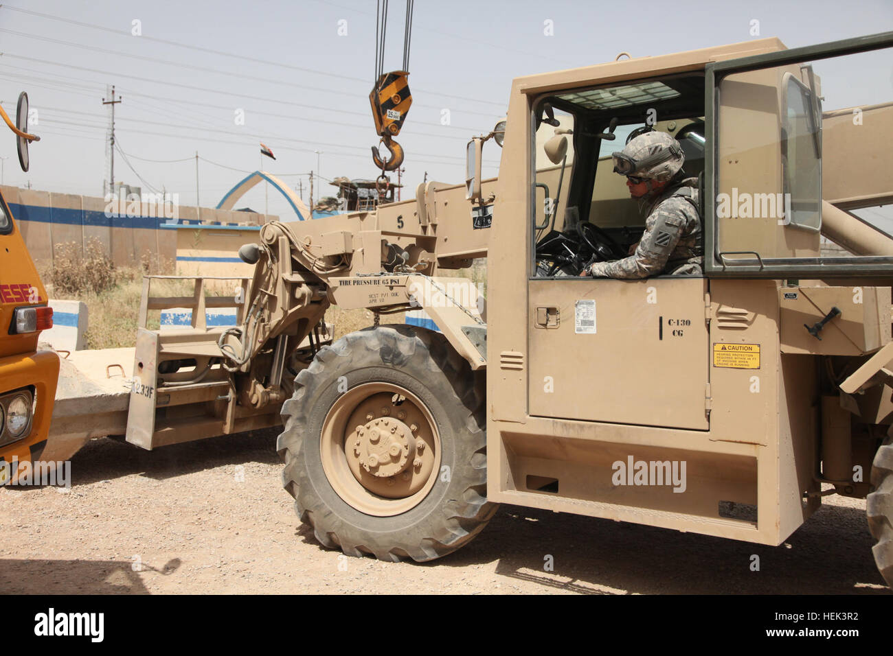 U s army engineers support hi-res stock photography and images - Alamy