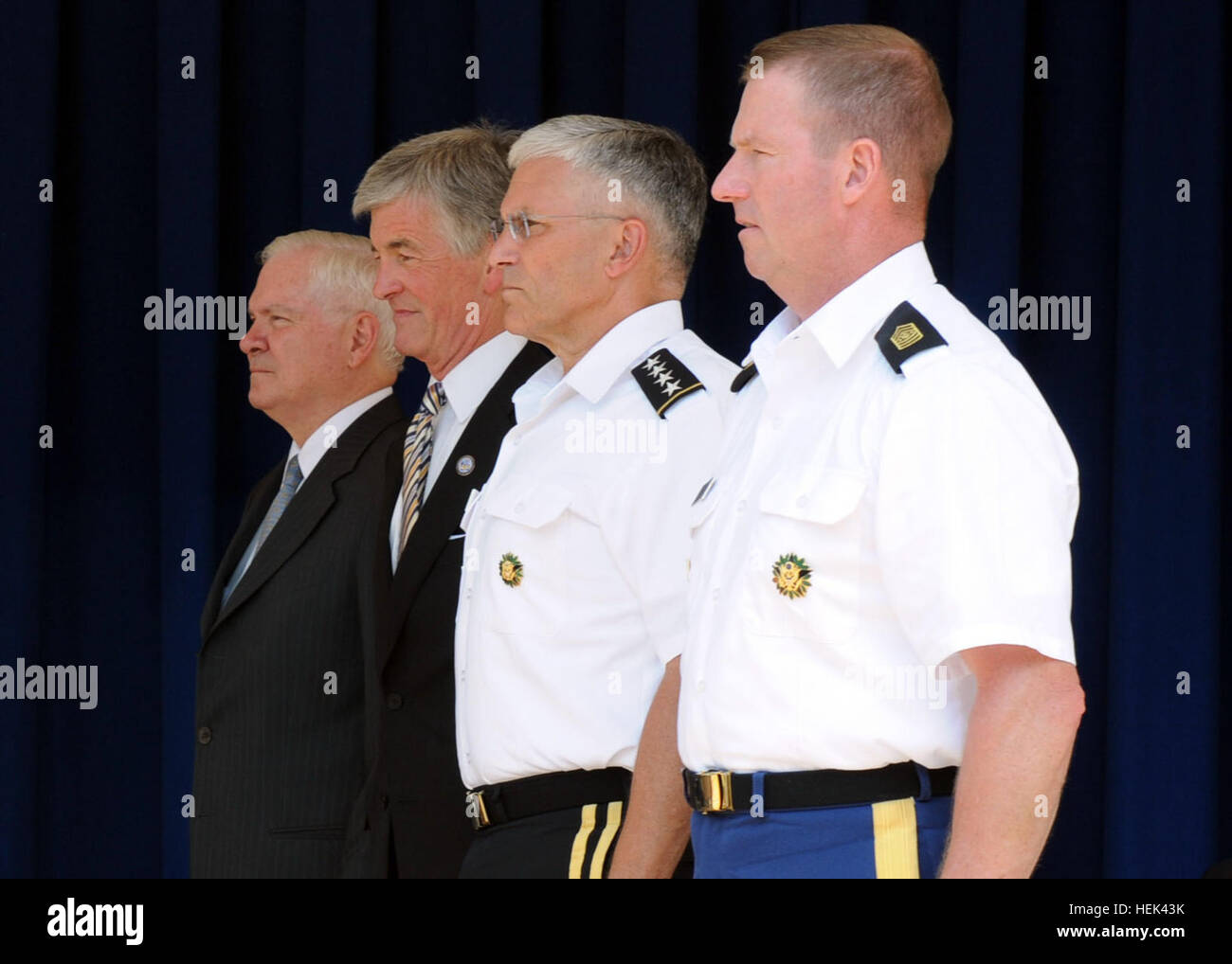 Defense Secretary Robert Gates, left, Army Chief of Staff Gen. George W ...
