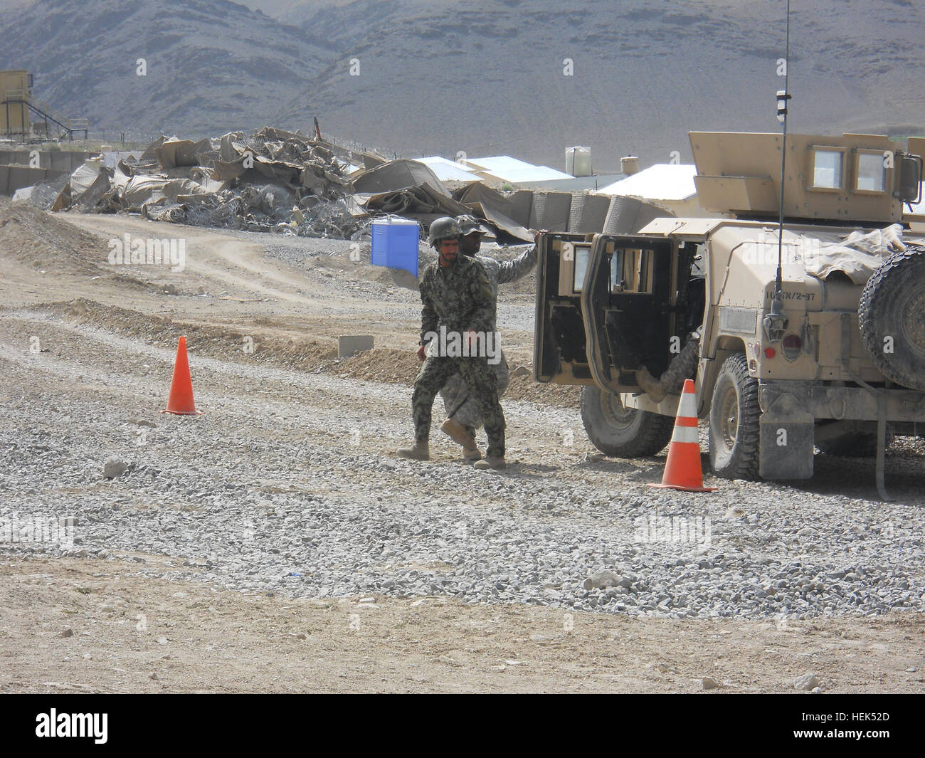 503rd military police battalion airborne hi-res stock photography and ...