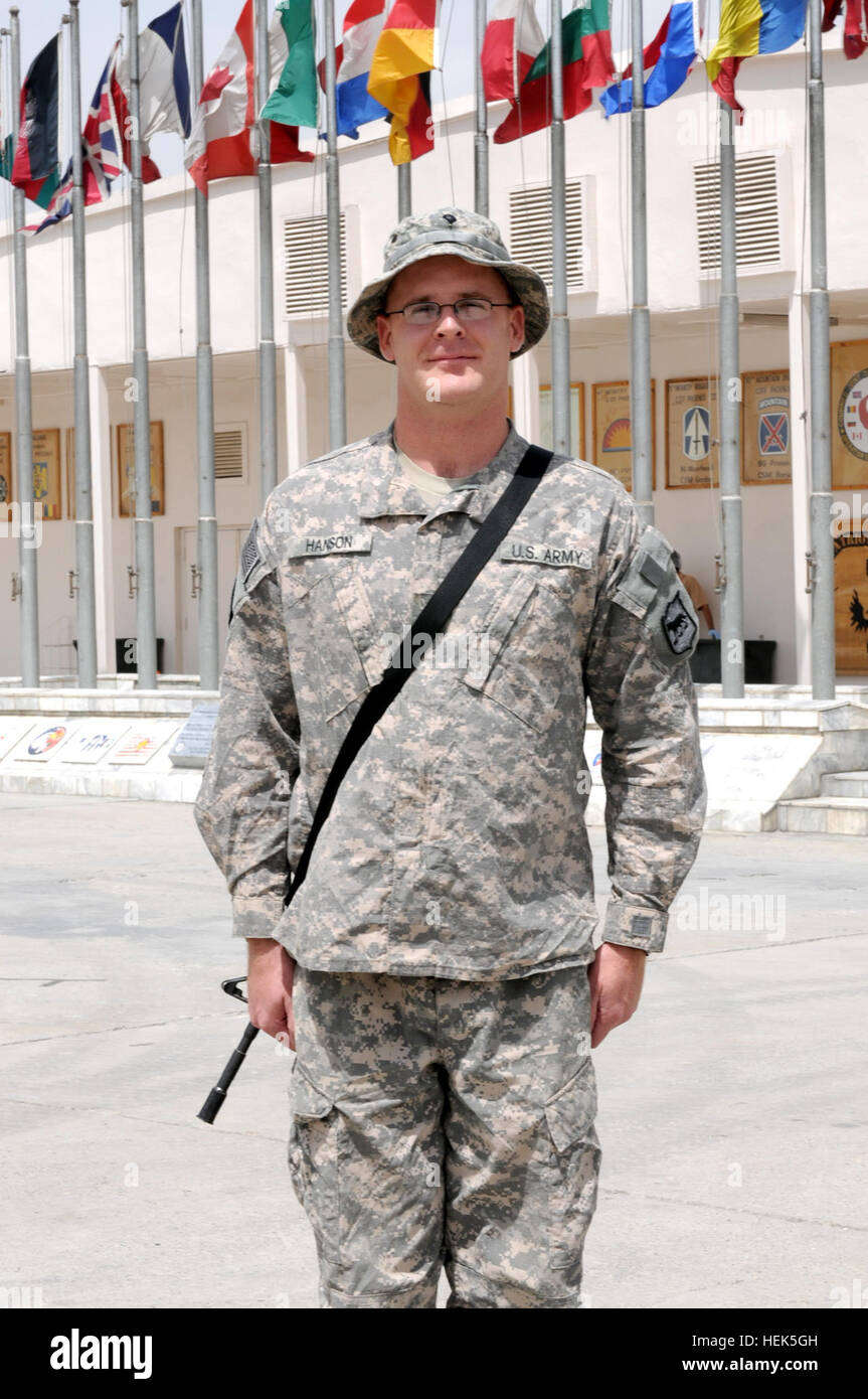 Spc. John Hanson, 196th Maneuver Enhancement Brigade, South Dakota Army ...