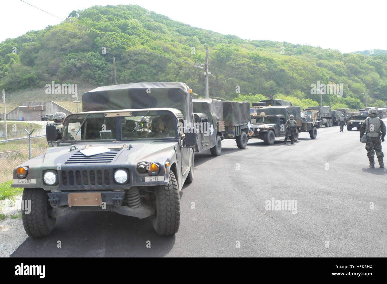 Soldiers from 210th Field Artillery Brigade, 2nd Infantry Division ...