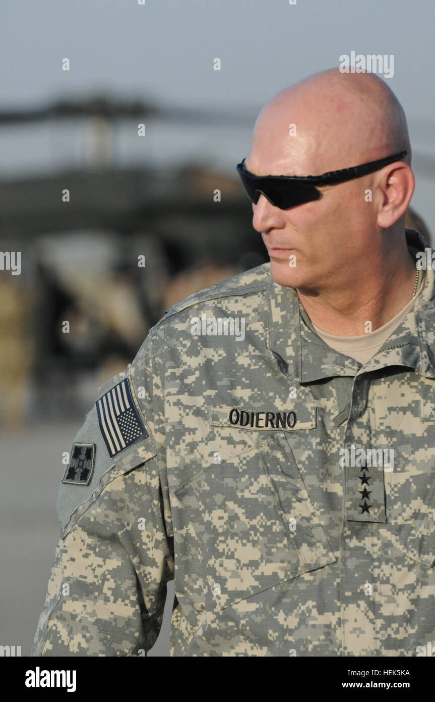 Gen. Raymond Odierno, United States Forces-Iraq commanding general ...