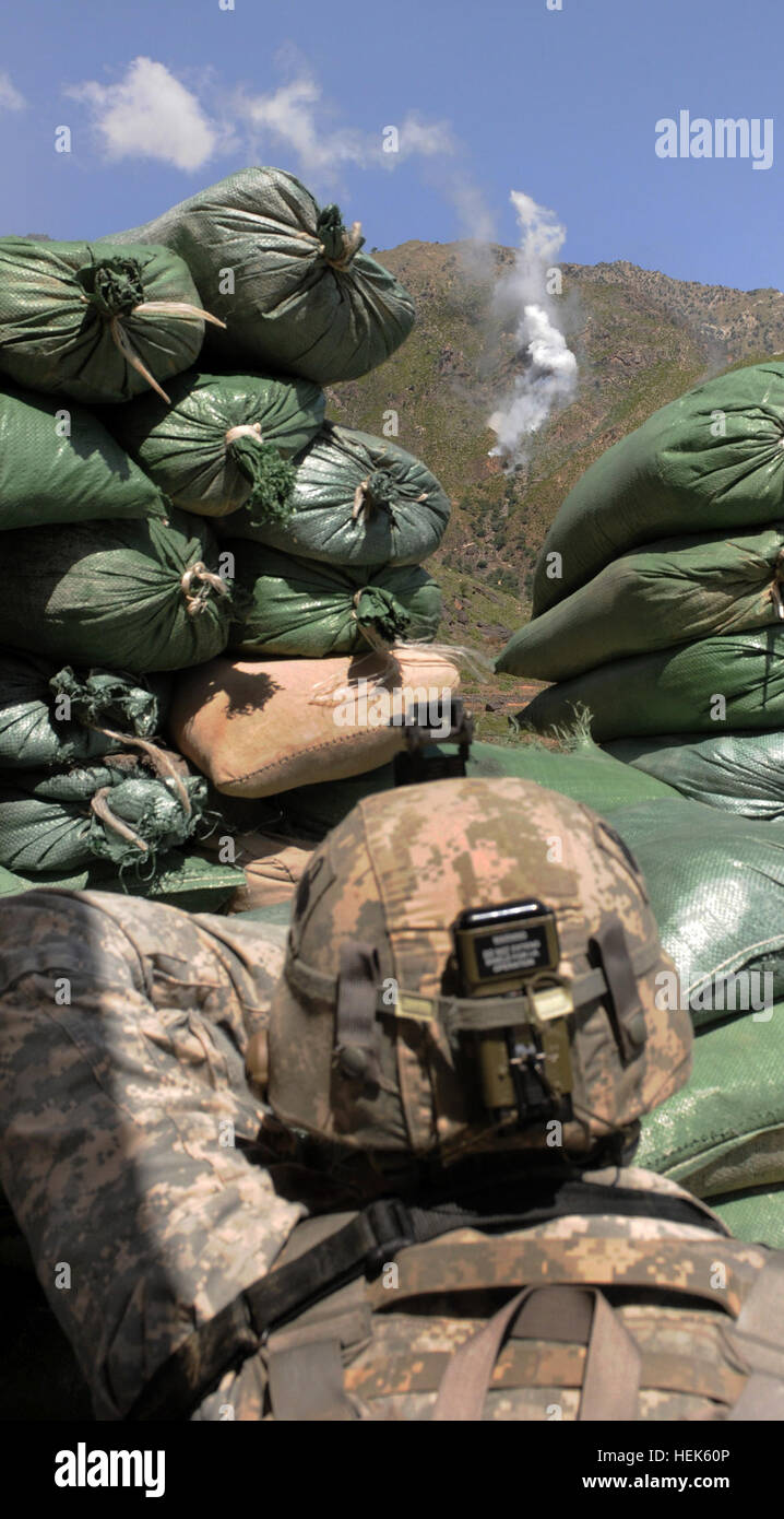 KUNAR PROVINCE, Afghanistan - U.S. Army 2nd Lt. Joseph B. Pitt of ...