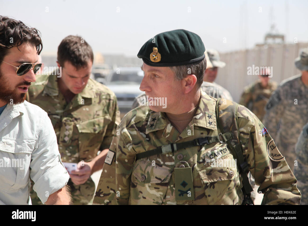 British amy Maj. Gen. Nick Carter, center, the commander of Regional ...