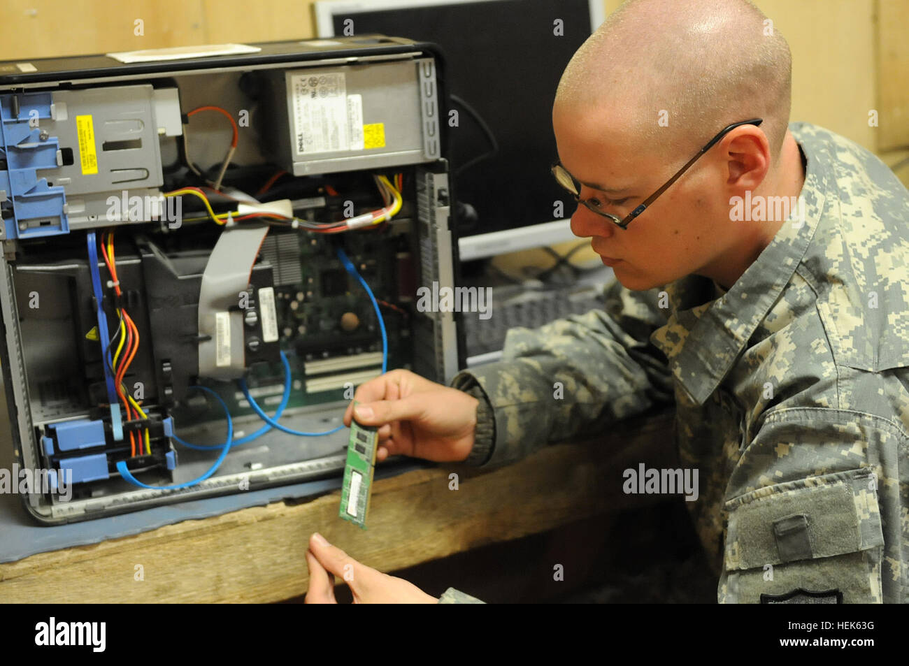 196th maneuver enhancement brigade hi-res stock photography and images ...