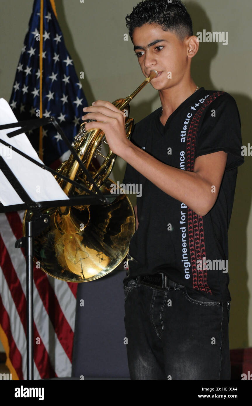 Soldiers from the 1st Infantry Division Band performed with tuba ...