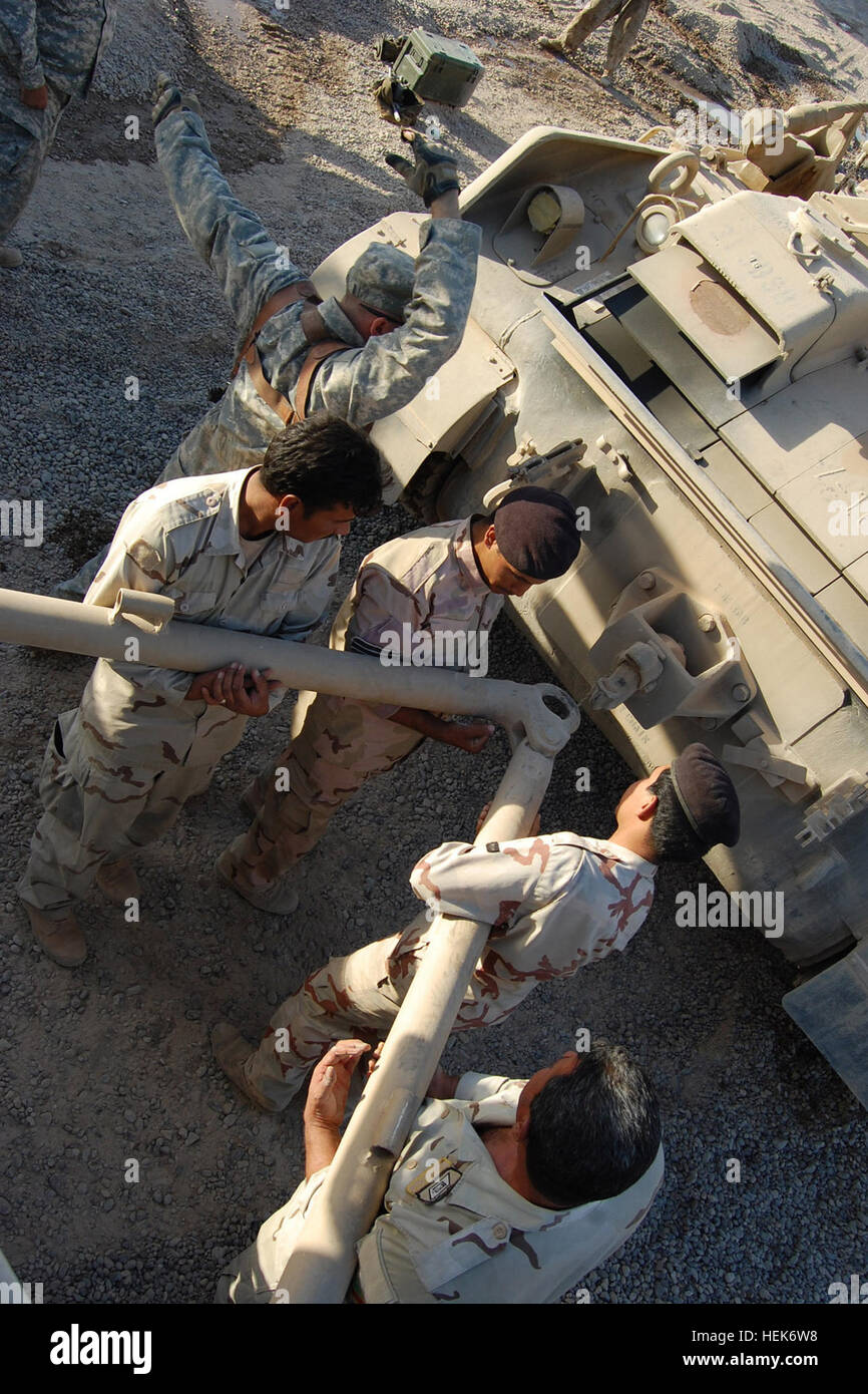 M88 recovery vehicle hi-res stock photography and images - Alamy