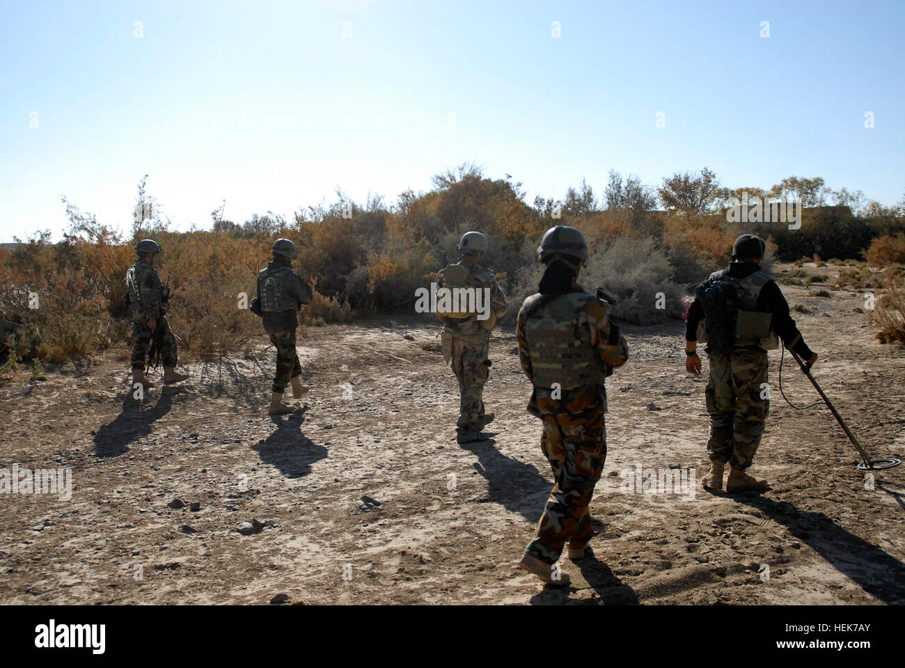 Afghan Commandos from 4th Commando Kandak search for weapons caches in ...