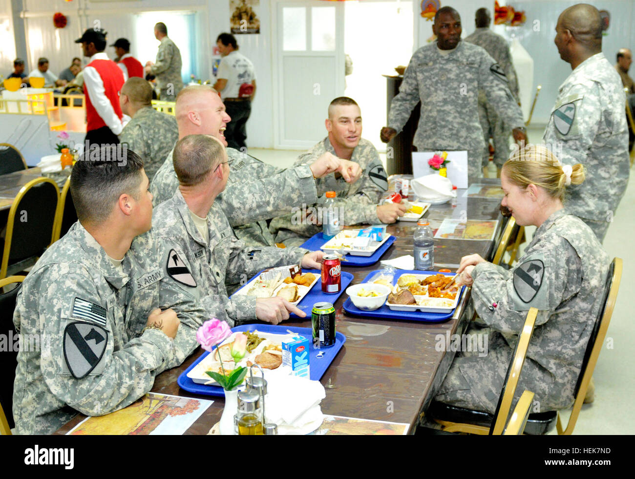 Soldiers assigned to the 5th Battalion, 82nd Field Artillery, 4th ...