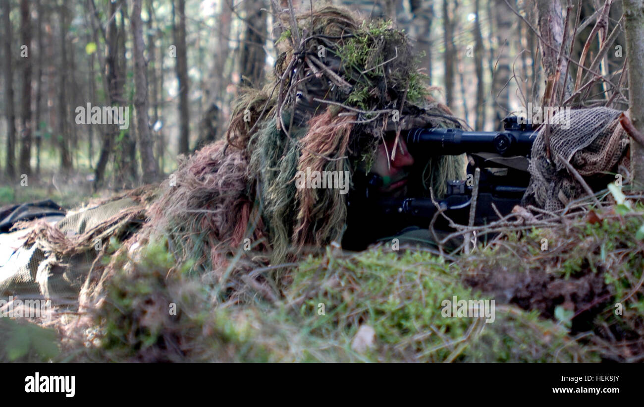 A German Special Forces (SF) Soldier lines his sites on a target 500 ...