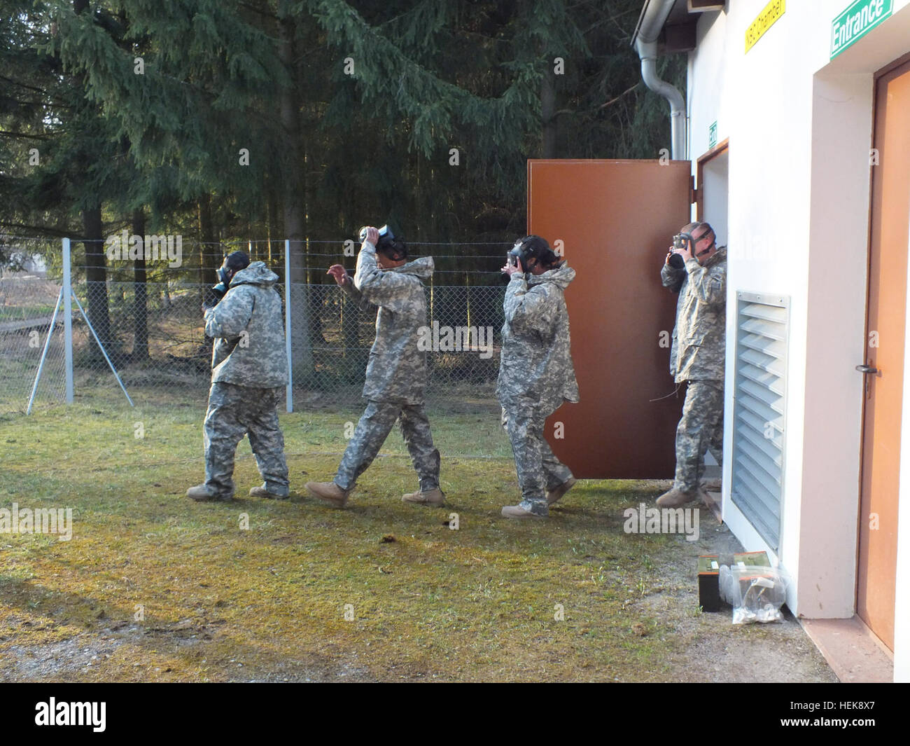 E Company, 3-158th Assault Helicopter Battalion conduct mask confidence ...