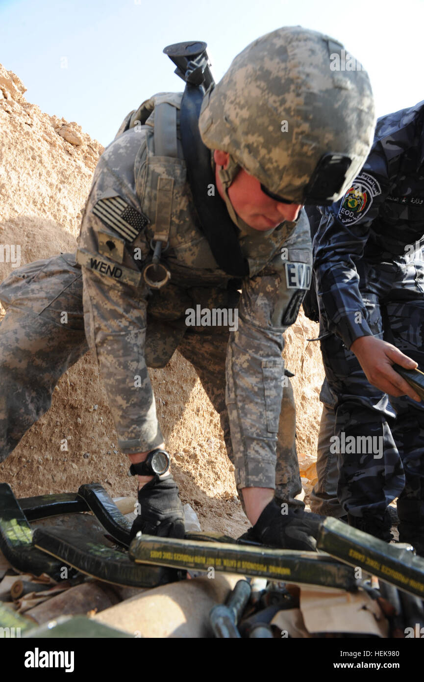 U.S. Army Spc. Tyler Wend assigned to 731st Explosive Ordnance Disposal ...