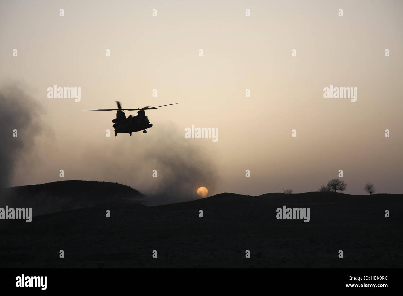 A CH-47 Chinook prepares to exfil members of the combined Afghan and ...