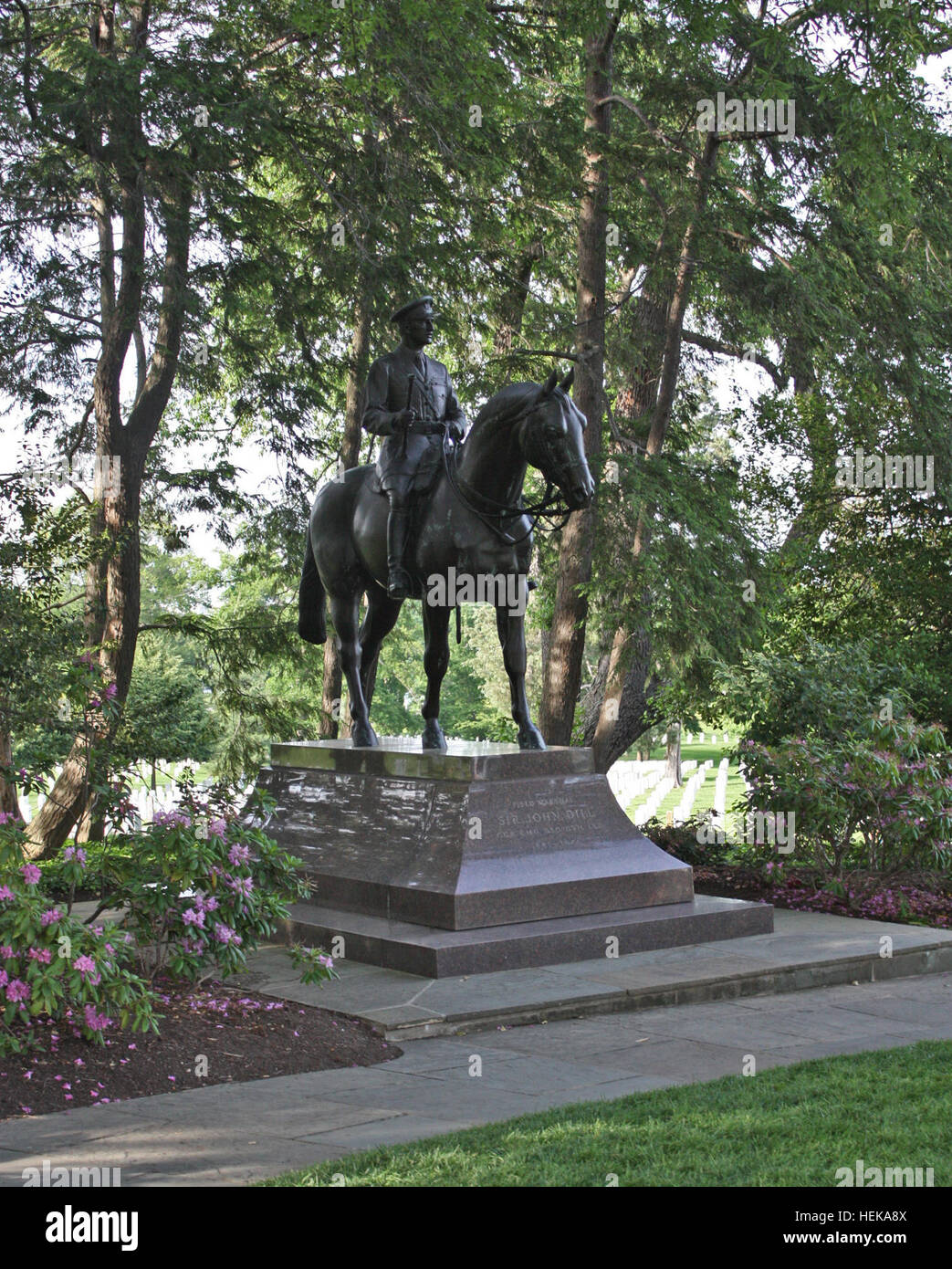 John Dill statue in Arlington National Cemetery Stock Photo - Alamy