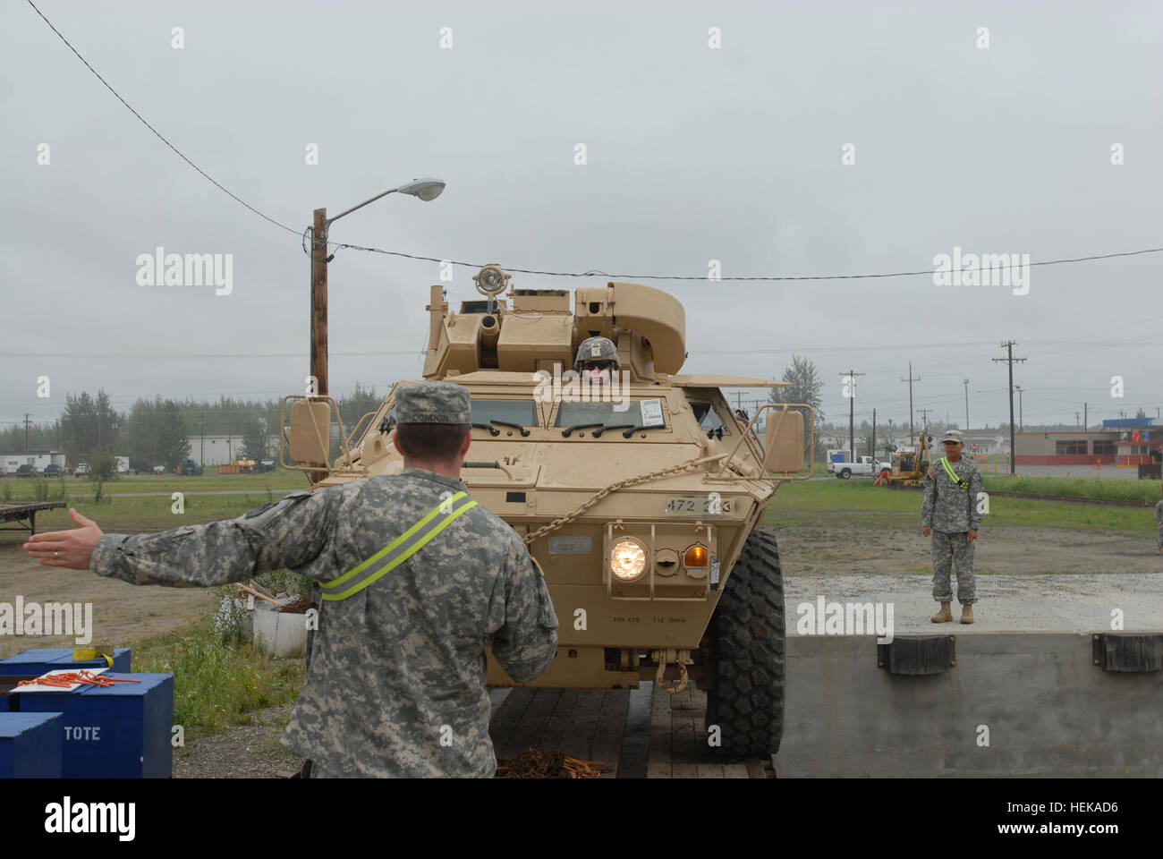 Soldiers from the 472nd Military Police Company, Fort Wainwright ...