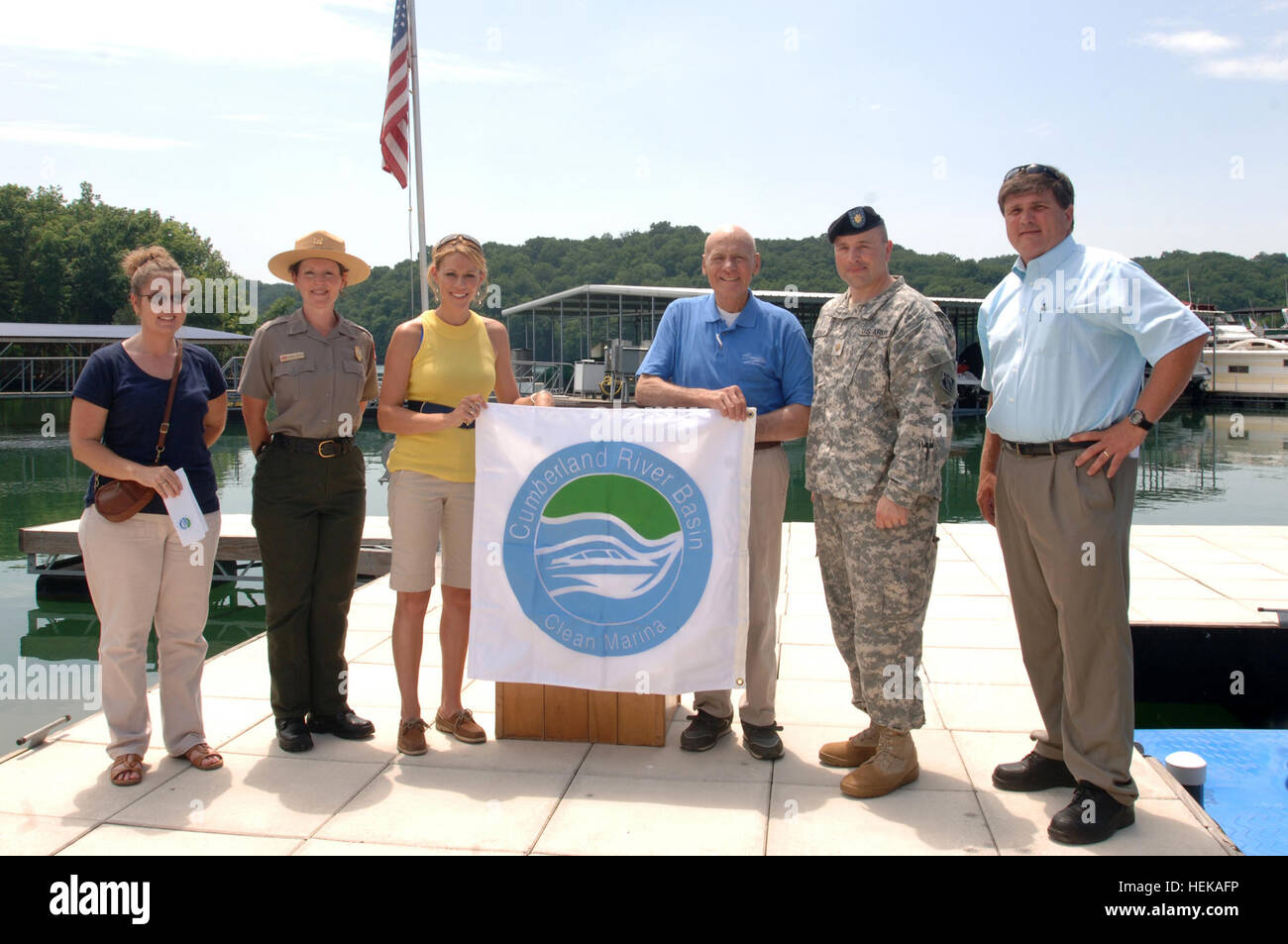 (Left to right) Dee Williams, U.S. Army Corps of Engineers Nashville ...