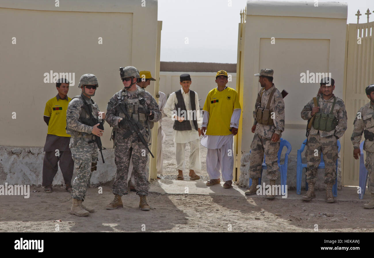 525th battlefield surveillance brigade hi-res stock photography and ...