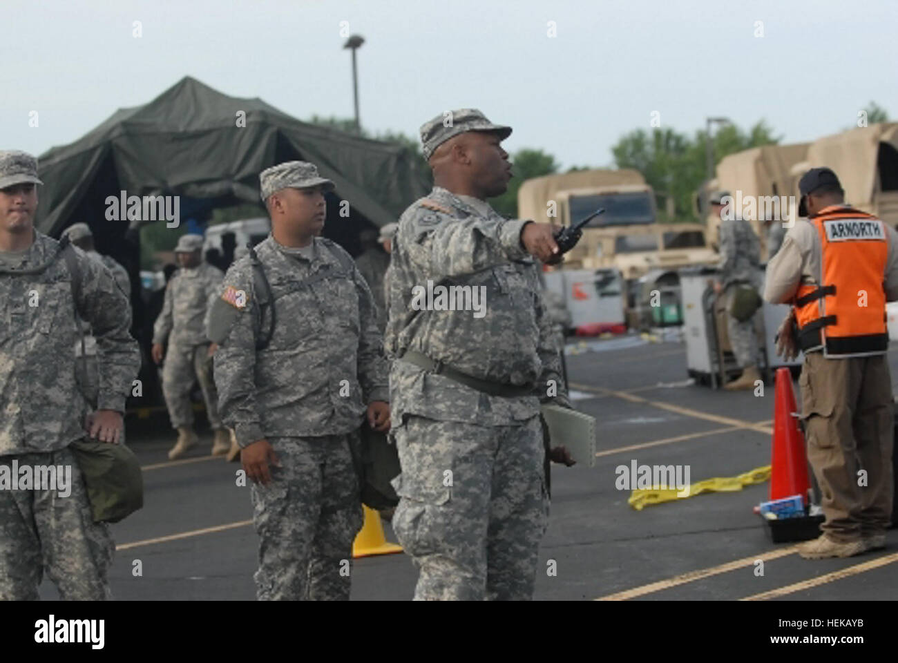 United States Army Reservist, Staff Sgt. Dewayne Carter of the 377th ...