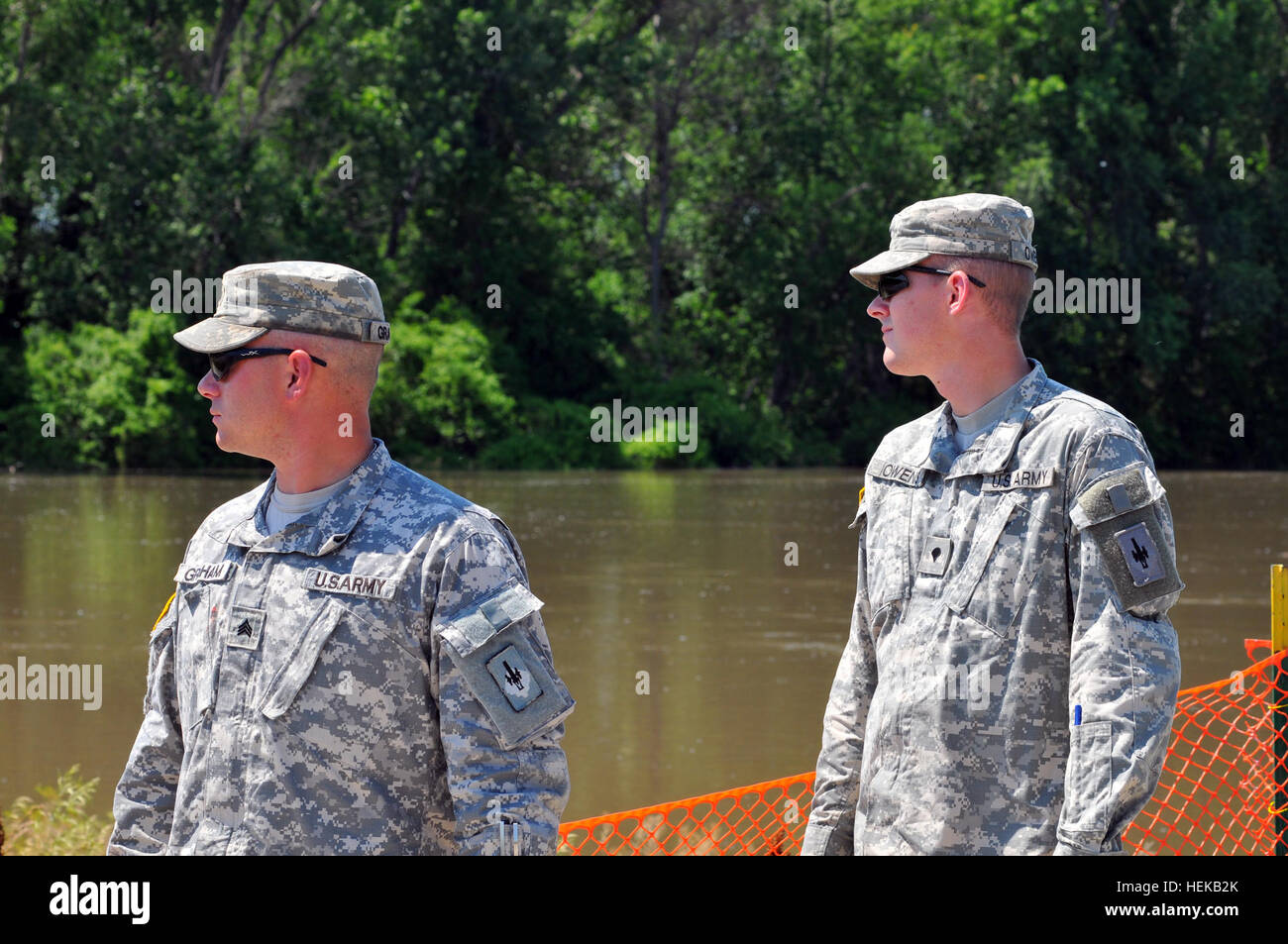 Eight Missouri Army National Guard Soldiers from the 1/129th Field ...