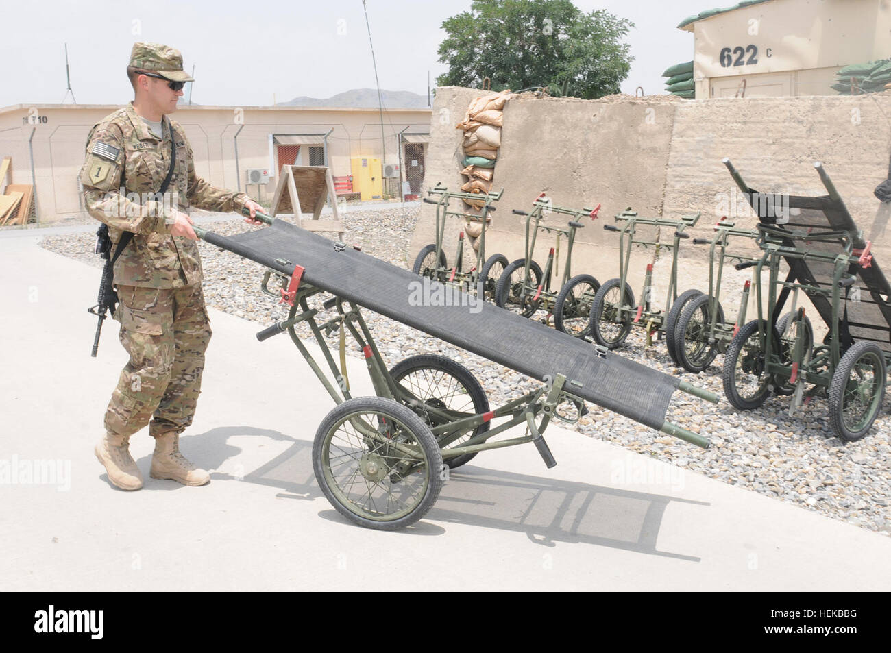 Team rickshaw hi-res stock photography and images - Alamy