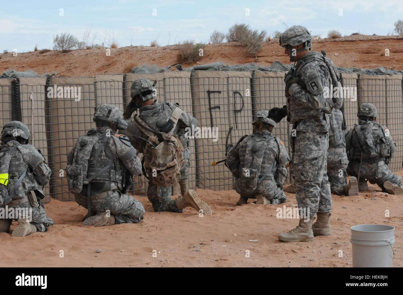 107th military police company hi-res stock photography and images - Alamy