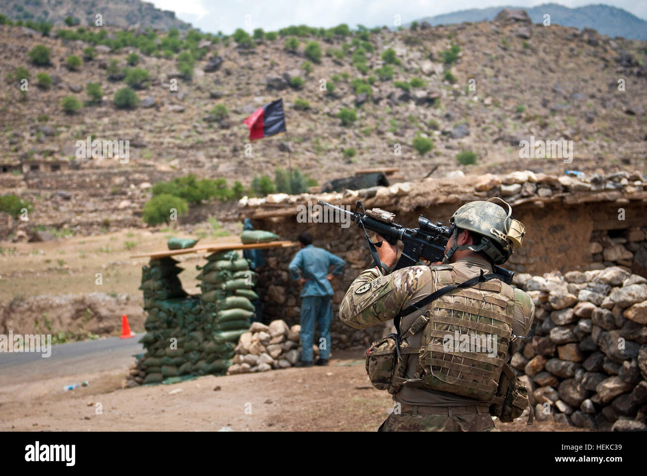KUNAR PROVINCE, Afghanistan – U.S. Army Staff Sgt. Ramses Martinez, an ...