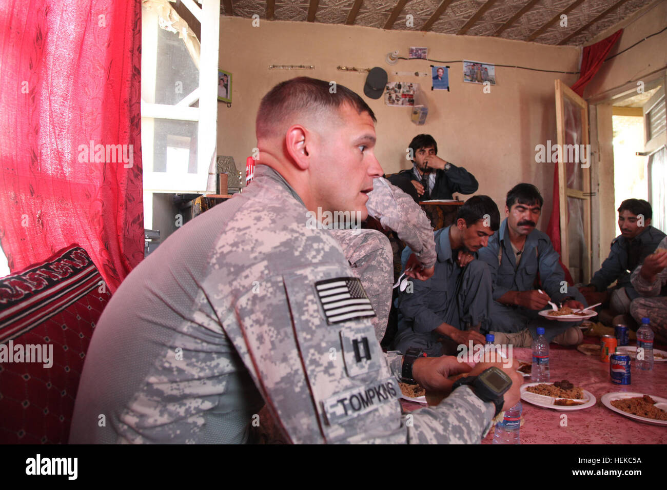 U.S. Army Capt. Todd Tompkins from Williby, Ohio, has lunch with the ...