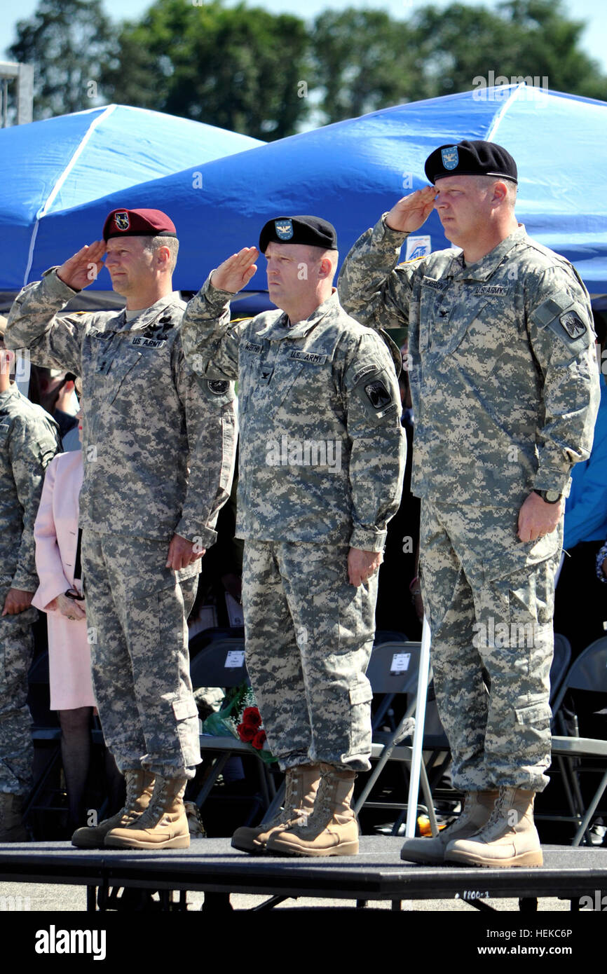 Maj. Gen. Raymond Palumbo (left), commanding general of U.S. Army ...