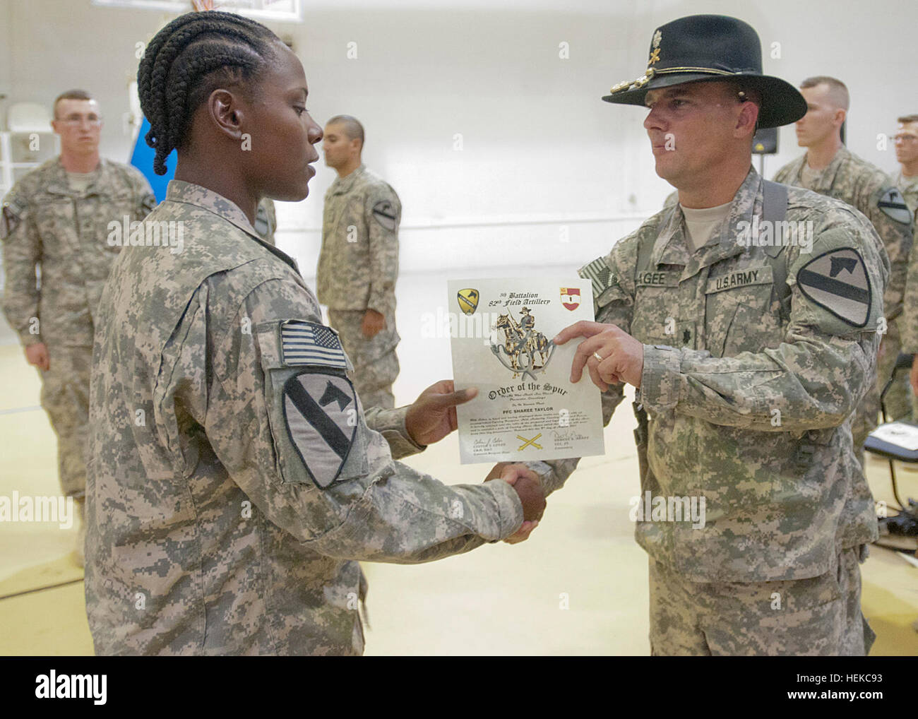 Lt. Col. Robert Magee, commander of the 5th Battalion, 82nd Field ...