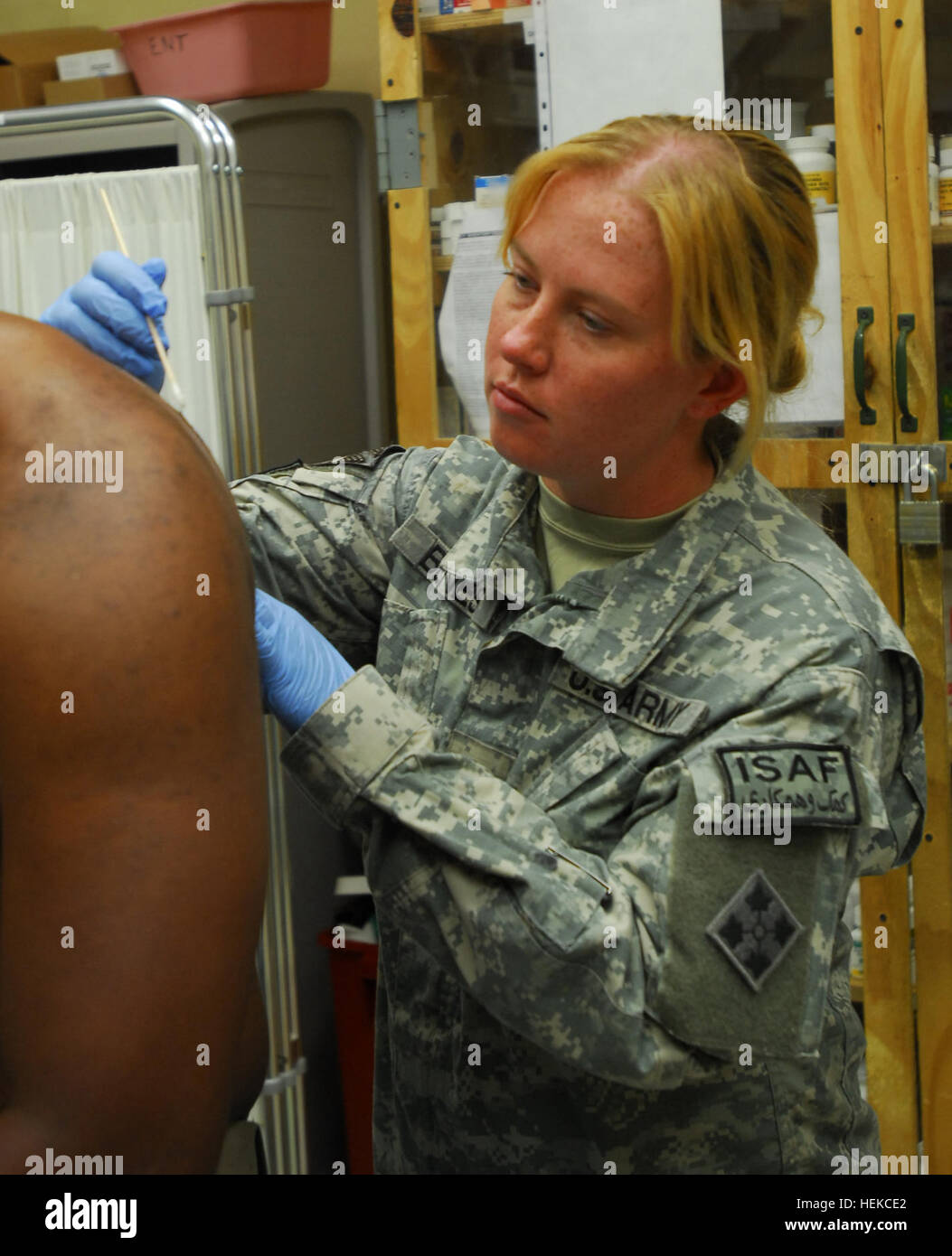A U.S. Army medic from Company C, 704th Brigade Support Battalion, 4th ...