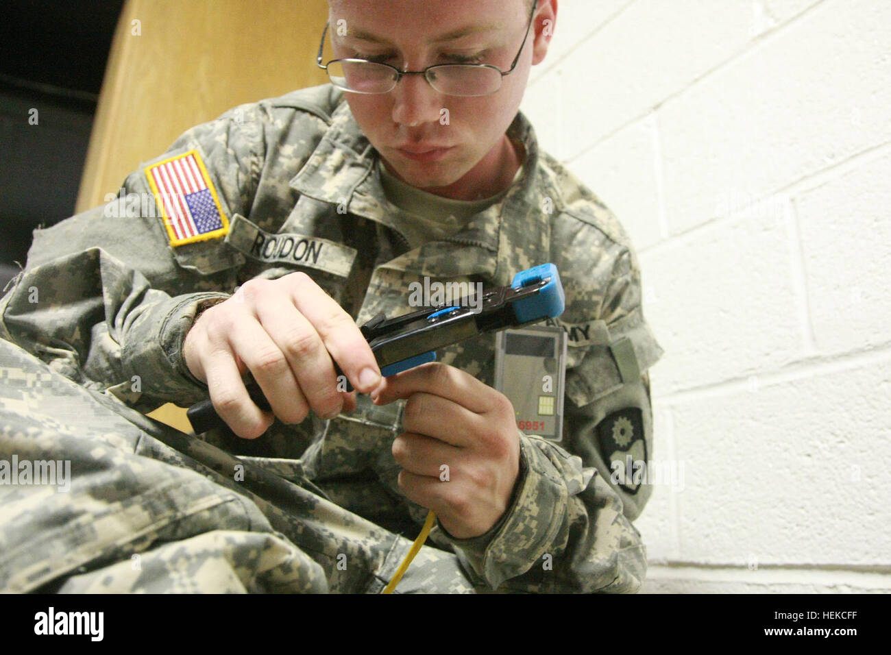 Military communications training hi-res stock photography and images ...