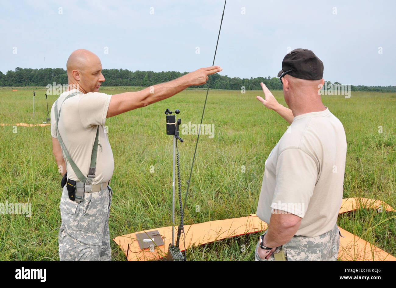 U.S. Army Pathfinder School soldiers at Fort Pickett, Virginia ...