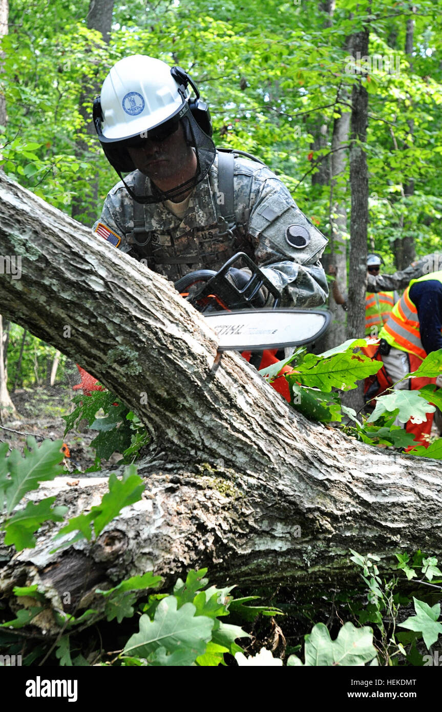 Soldiers of Companies A and B, 1st Battalion, 116th Infantry Regiment ...